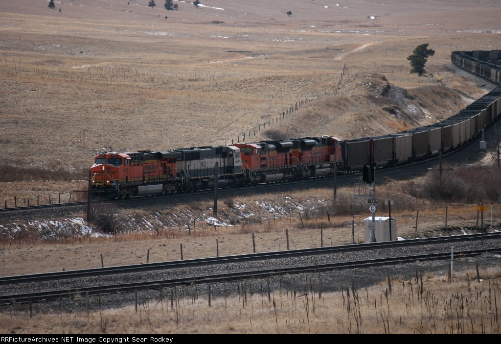 BNSF 5928